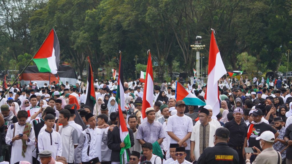 20 Ribuan Masyarakat Langkat Lintas Agama Peduli Palestina, Syah ...